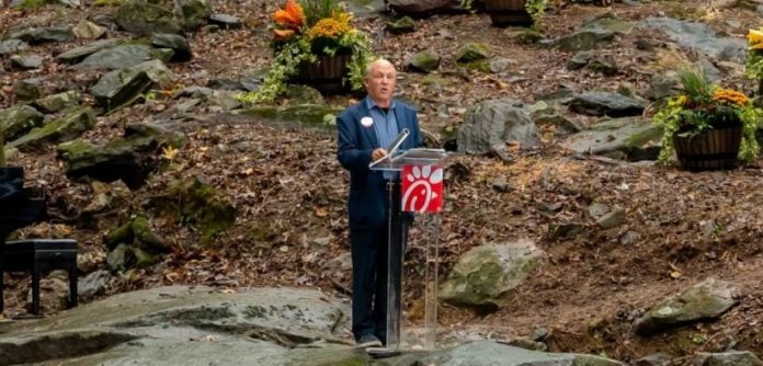 Dan Cathy passes Chick-fil-A baton to Andrew Cathy - The Augusta Press