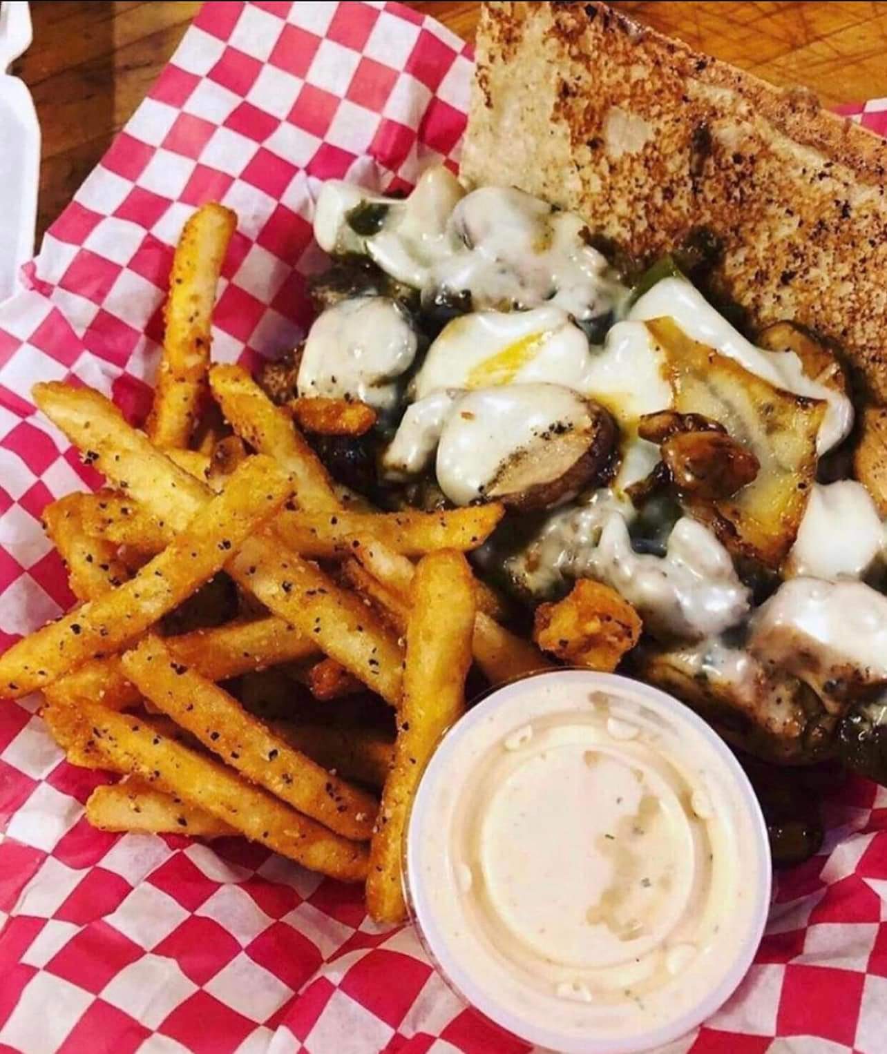 Knuckle Sandwiches has flavors that smack customers right in the kisser ...