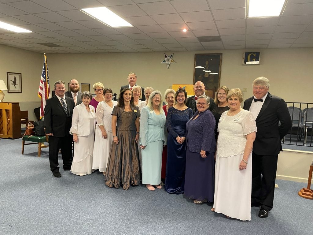Local chapter of Order of the Eastern star installs new president - The ...