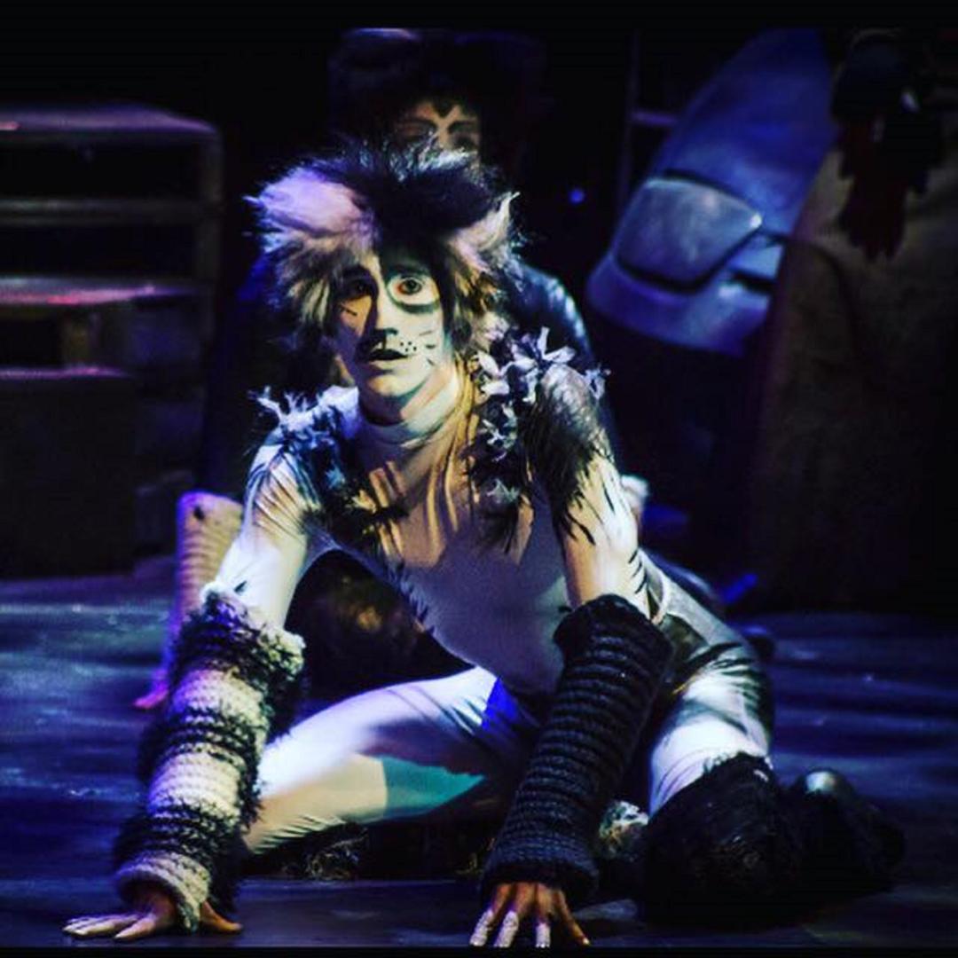 Martinez couple recalls years of performing with the musical "Cats ...
