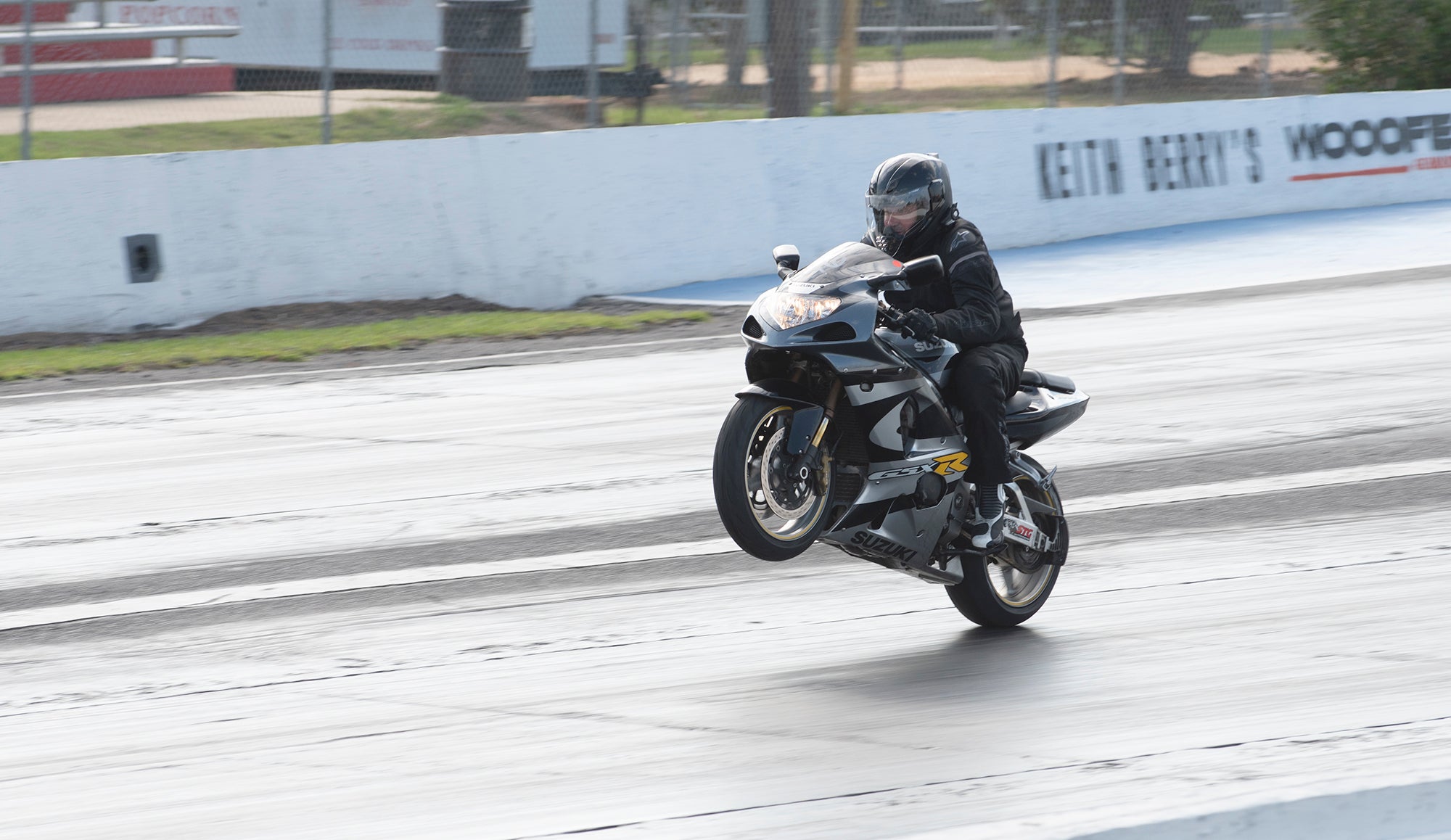 Photojournalism: Saturday night at the Carolina Dragway - The Augusta Press