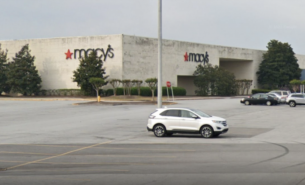 Augusta Mall shopper, 80, assaulted and robbed - The Augusta Press