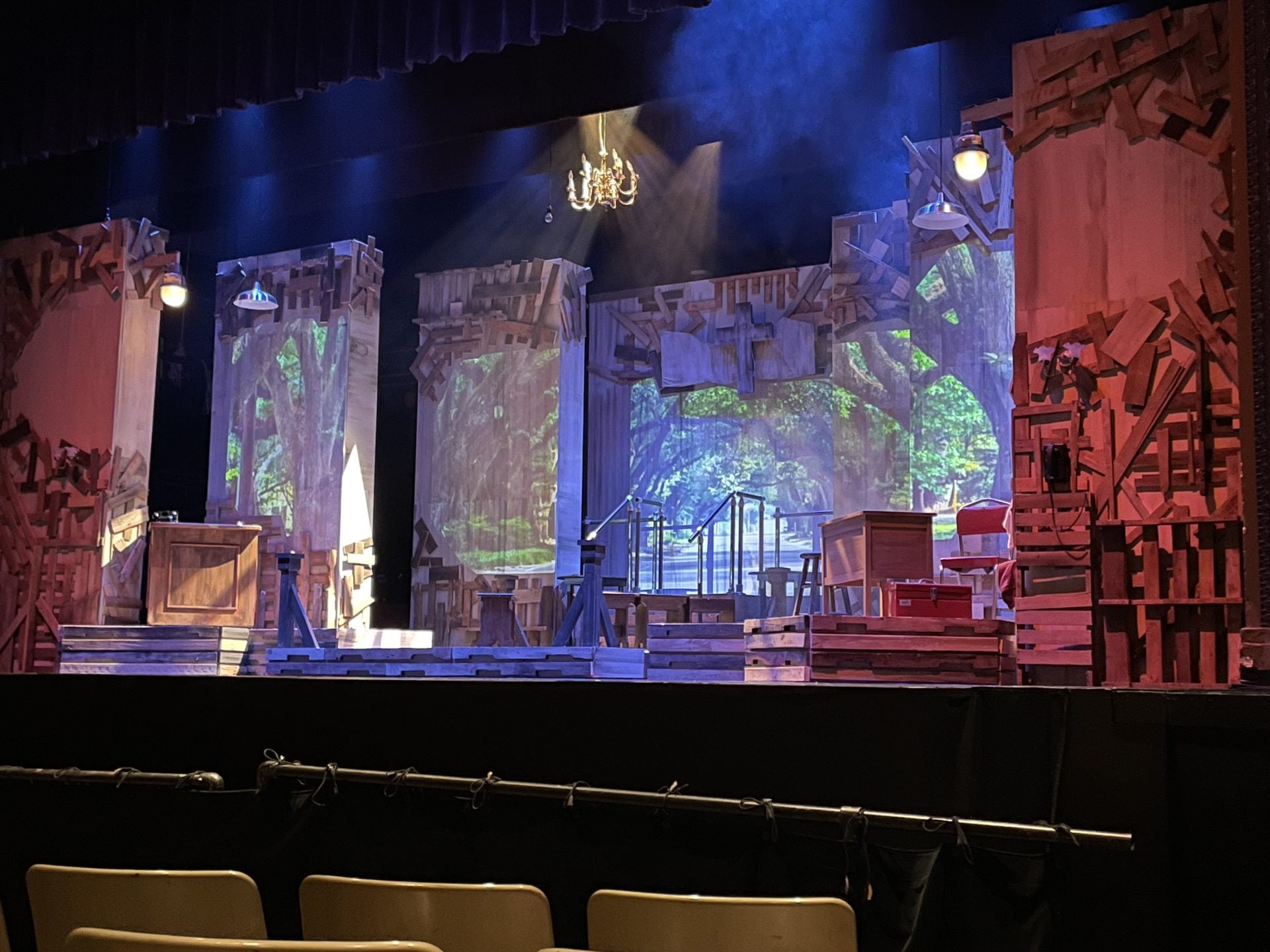 Column: A visit to Oklahoma proves dramatic - in a good way - The ...