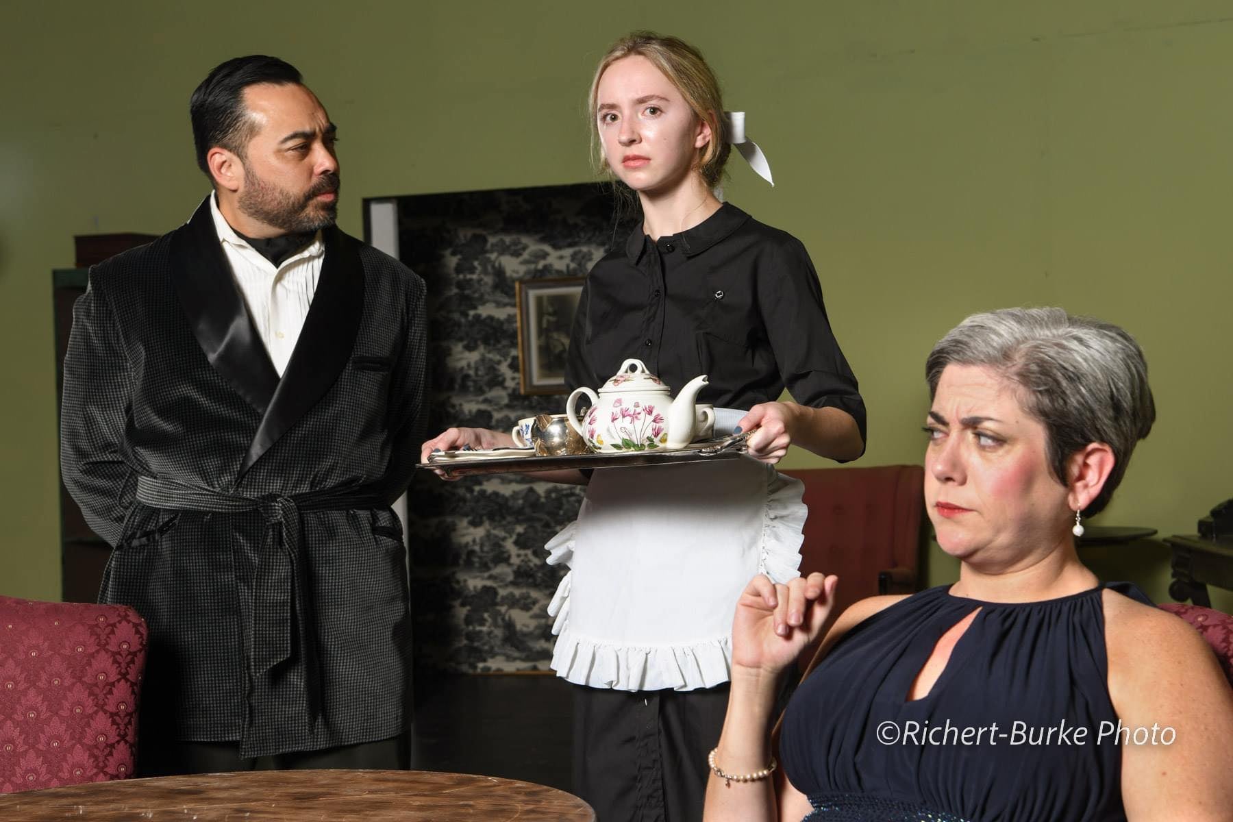 Spirits are blithe on Aiken's stage - The Augusta Press