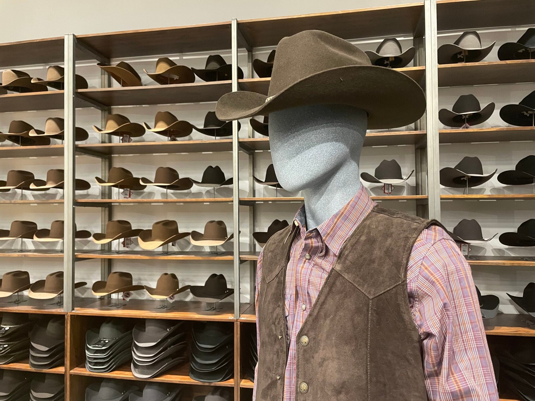 Boot Barn opens in Augusta - The Augusta Press