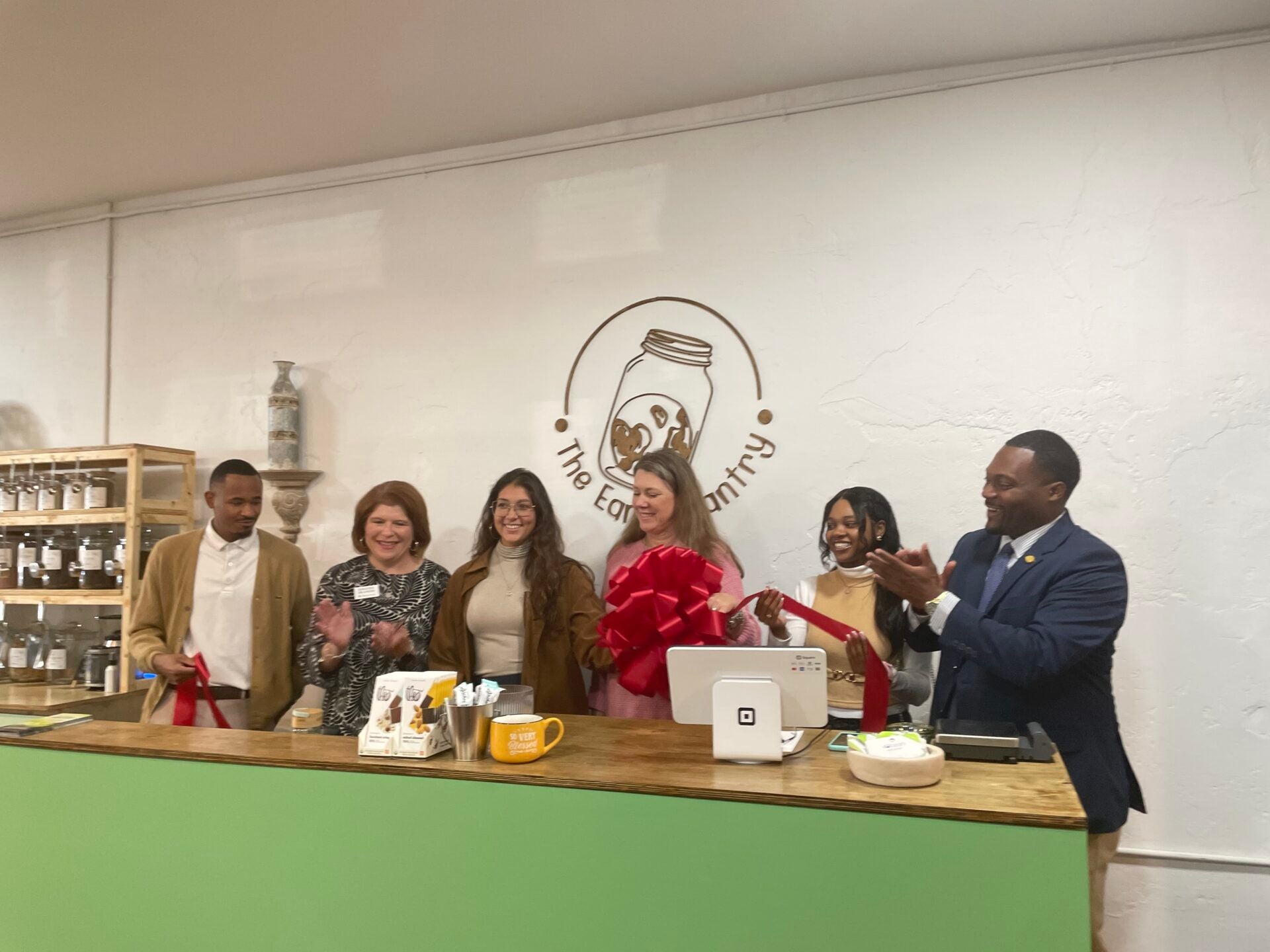 The Earth Pantry grocery store opens downtown - The Augusta Press