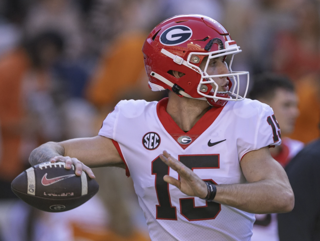 Beck throws for 298 yards, 3 TDs to lead No. 1 Georgia over No. 21 ...