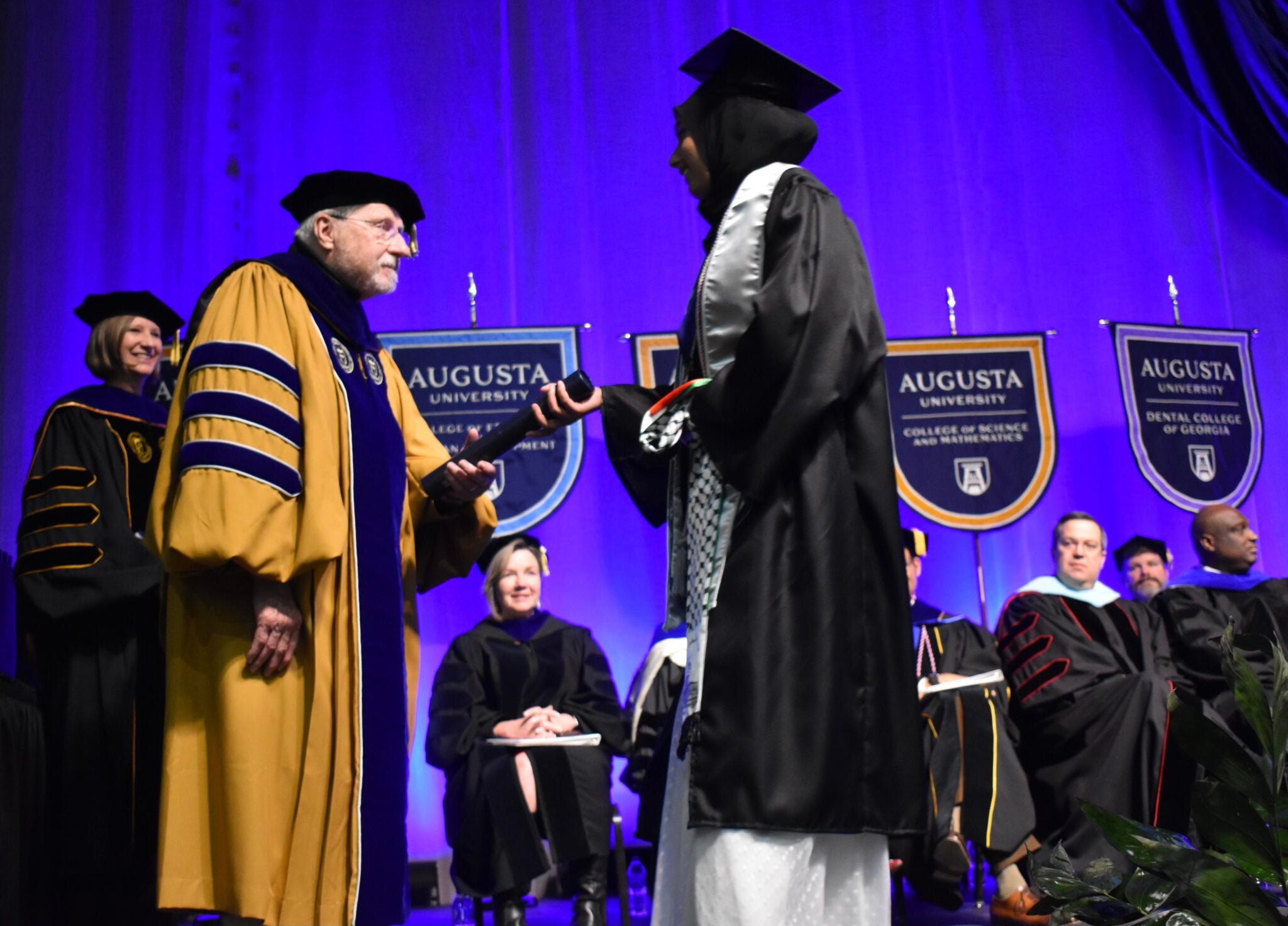 Augusta University celebrates graduates at 2023 winter commencement ...