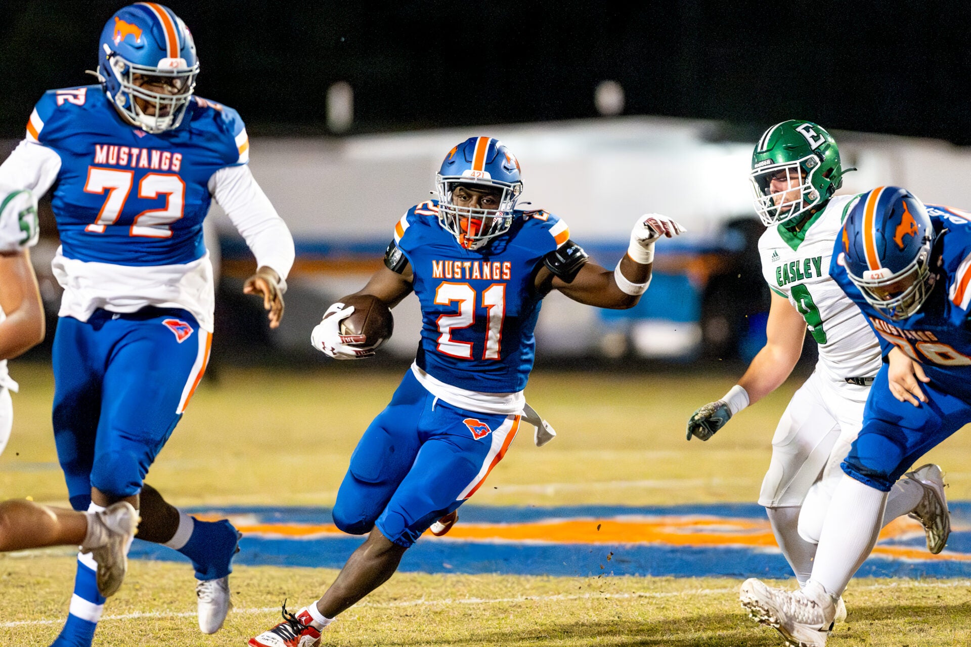Midland Valley running back Traevon Dunbar commits to West Virginia ...