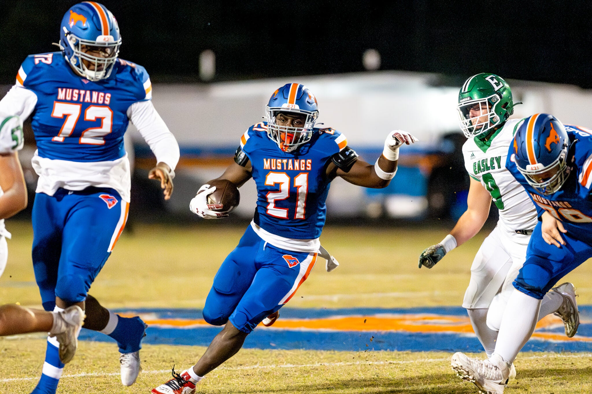 Midland Valley running back Traevon Dunbar commits to West Virginia ...