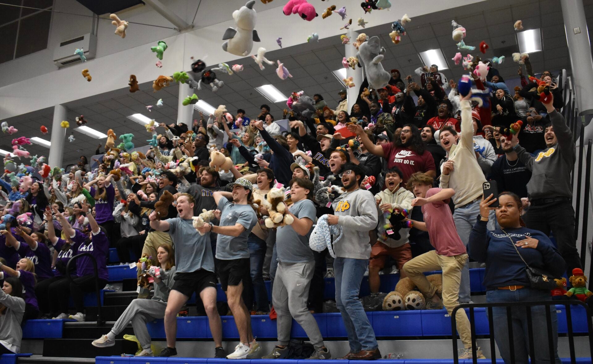 Augusta University’s Jaguars stuff the stadium - The Augusta Press