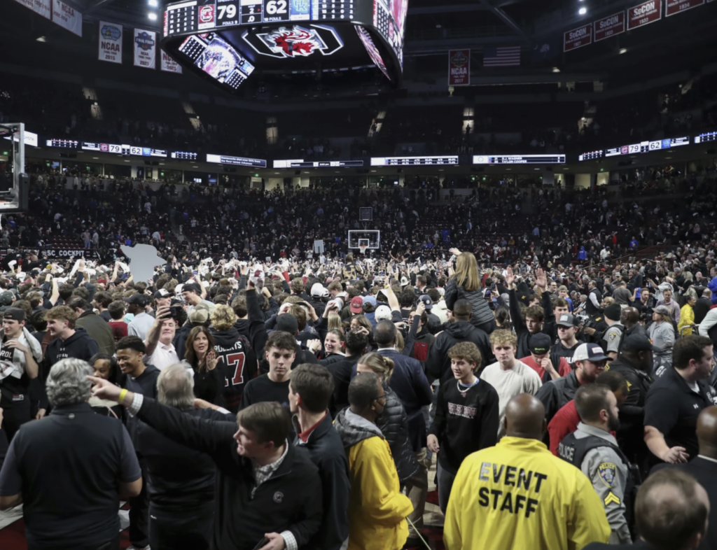 SEC fines South Carolina $100,000 for fans on the court after Kentucky ...