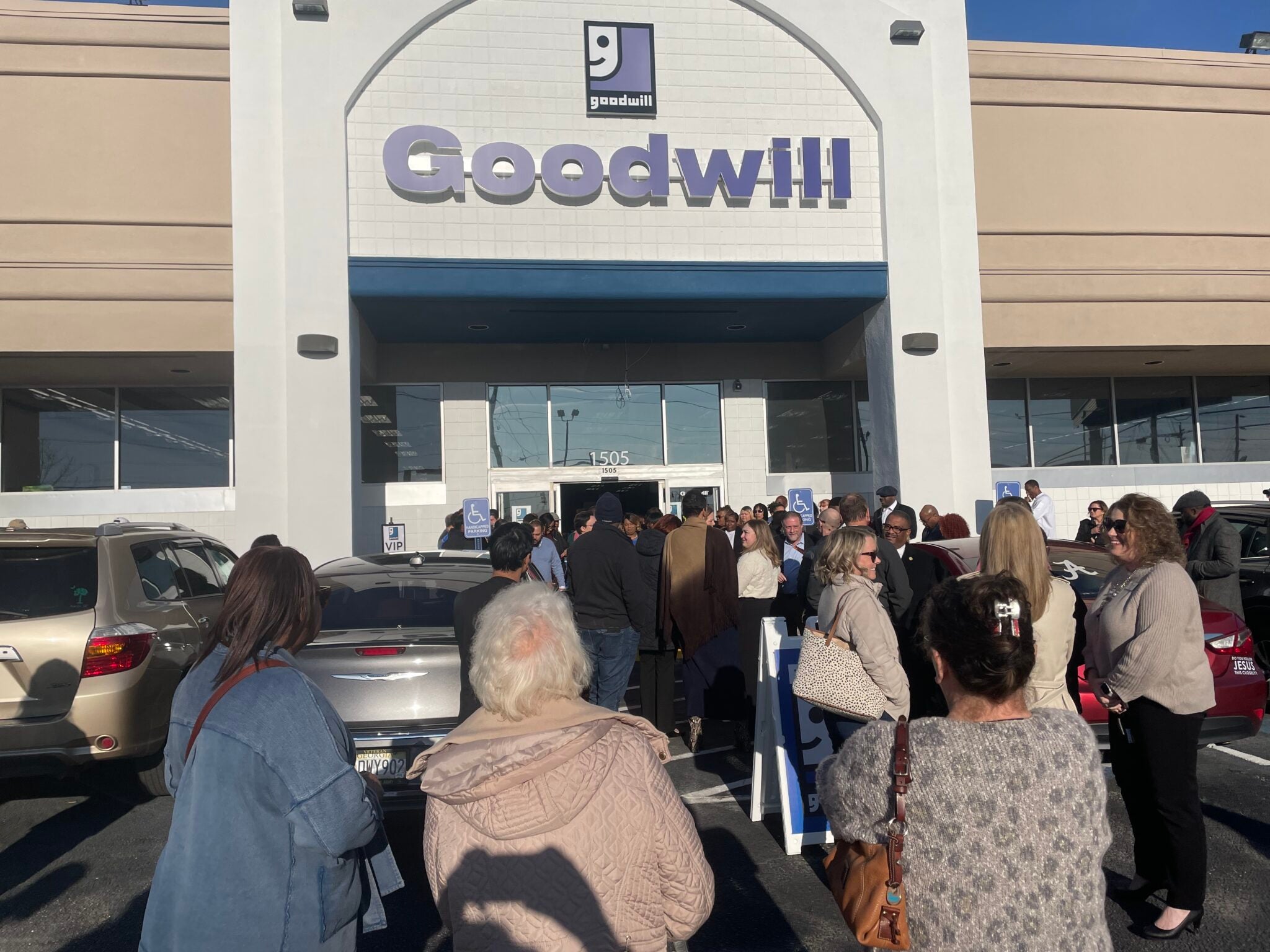 Goodwill opens new Walton Way location - The Augusta Press