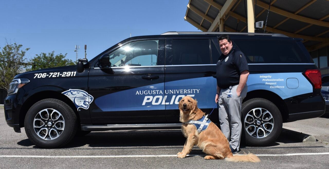Meet Charlie – Augusta University’s first police therapy dog - The ...