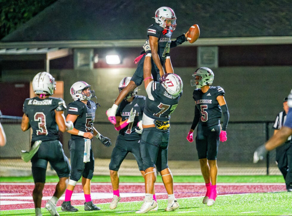 Here's how Lakeside football is preparing to play its third game in ...