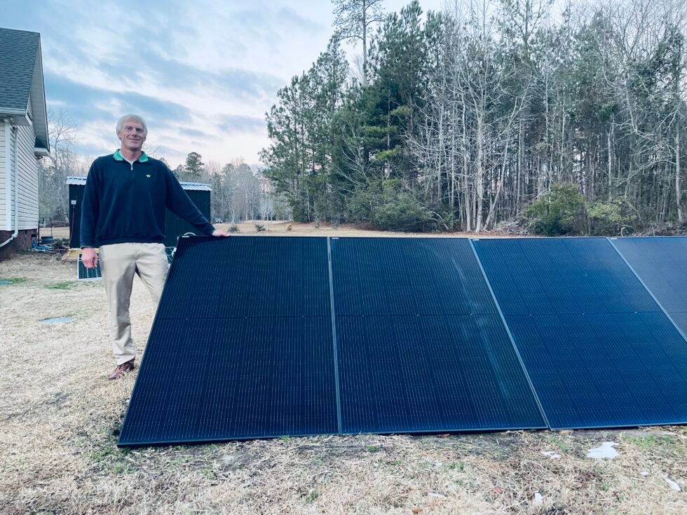 Harlem businessman turns his high-tech hobby into a solar power ...