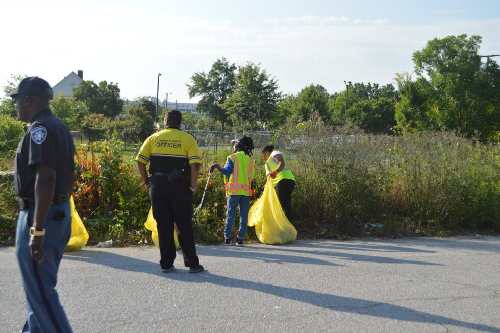 City clean-up initiative hopes to give probationers a chance to engage ...