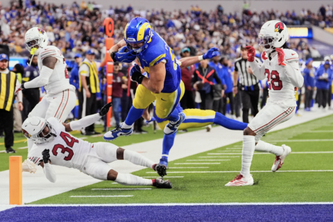 NFL playoff weekend sets a record with 12 fourth-quarter lead changes ...